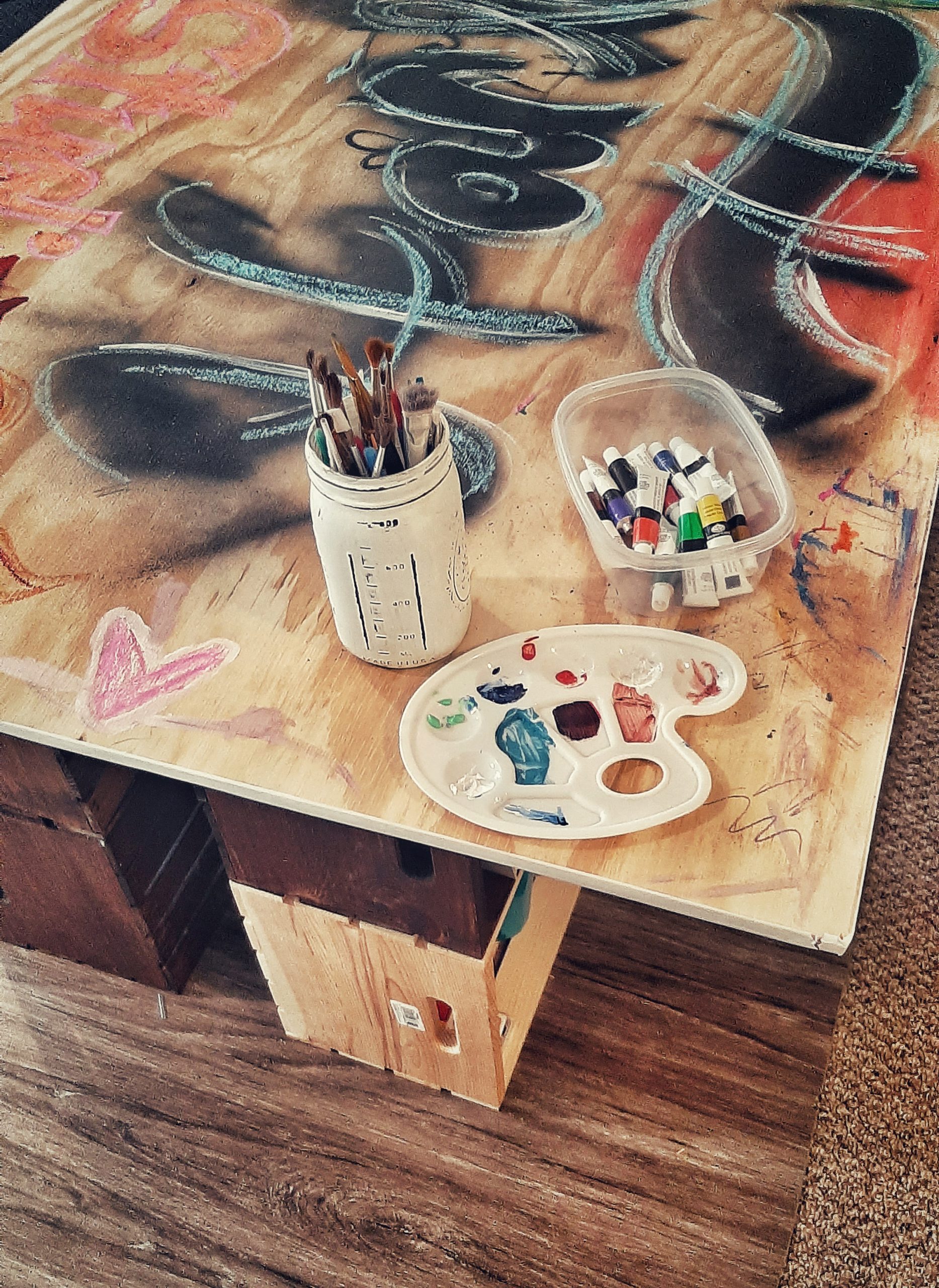 Simple DIY Kids Art Table – THE PERFECTLY IMPERFECT LIFE